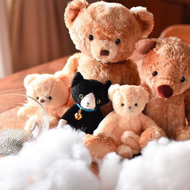 What's inside a teddy bear? Everything is made by hand. – Teddy Bear Life