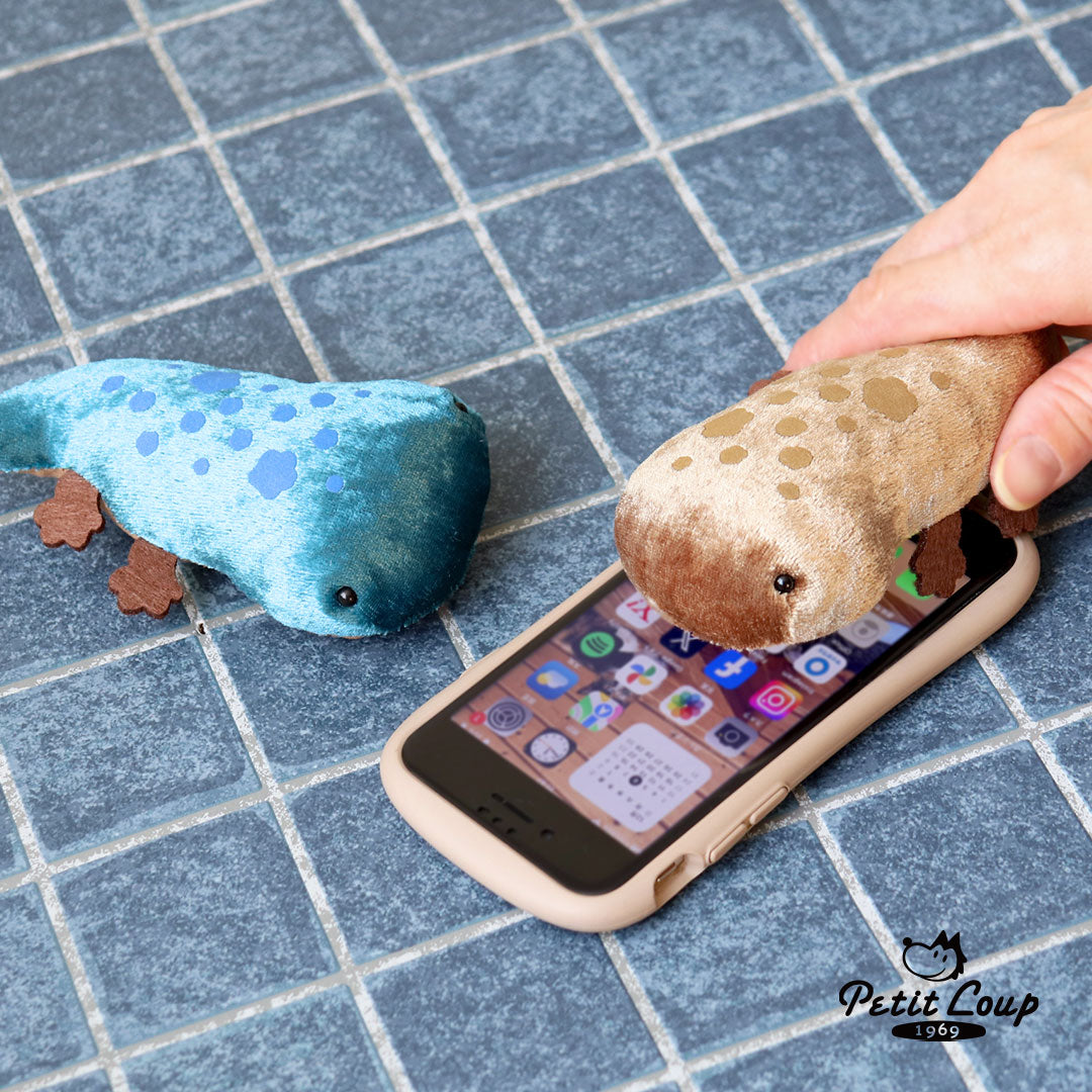 Japanese Giant Salamander Screen Cleaner – Teddy Bear Life